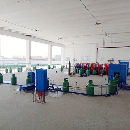 Automatic Liquified Petroleum Gas Cylinder LPG Carousel Bottling Plant ...